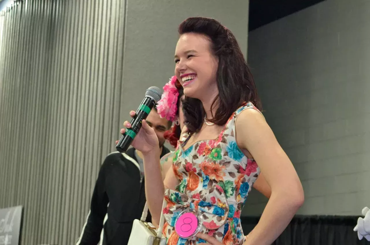 44 photos from the Miss Autorama Pin-up Contest