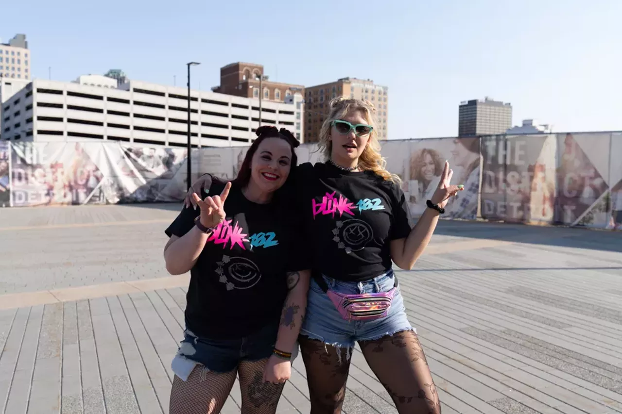 A reunited Blink-182 played a triumphant rock show in Detroit [PHOTOS]