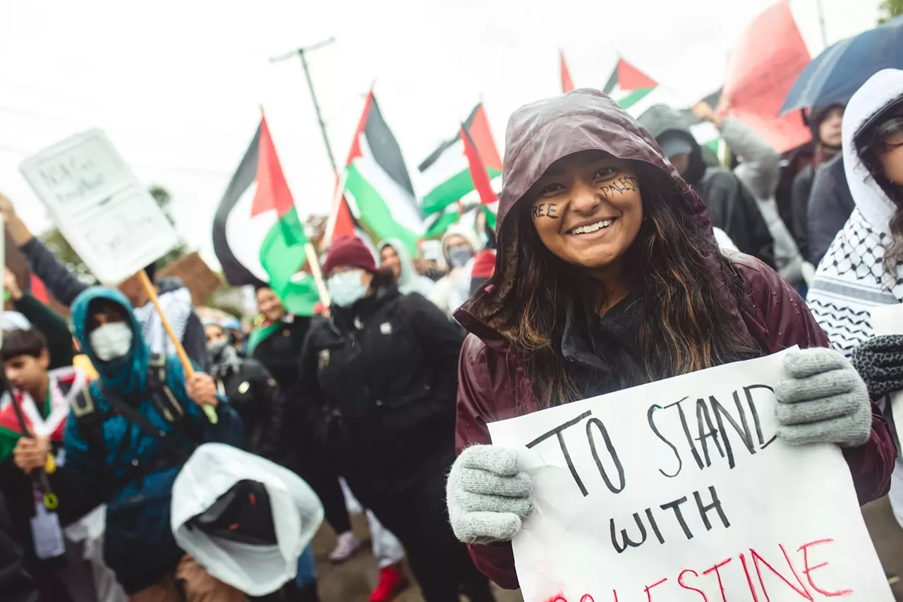 Thousands show solidarity with Palestine at Dearborn rally