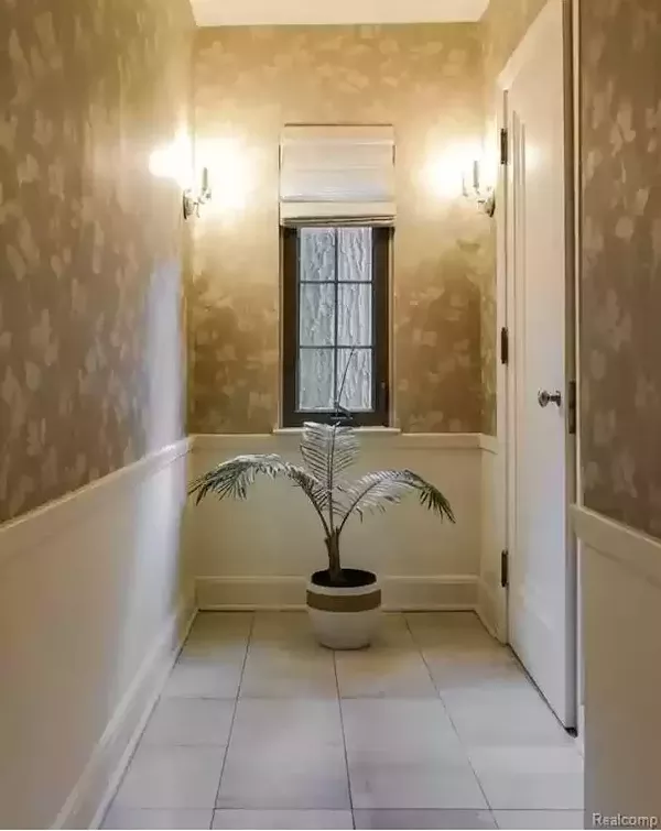 The former house of a notorious Detroit gangster is now for sale