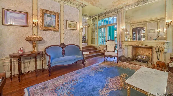 This Detroit ‘castle’ is for sale – let’s take a look