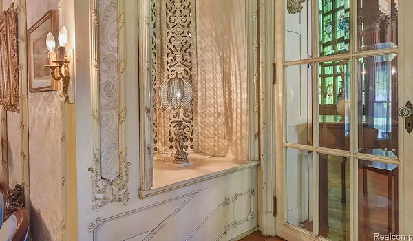 This Detroit ‘castle’ is for sale – let’s take a look