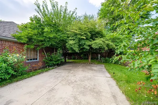 We’re swooning over this modern castle in Detroit | Detroit | Detroit ...