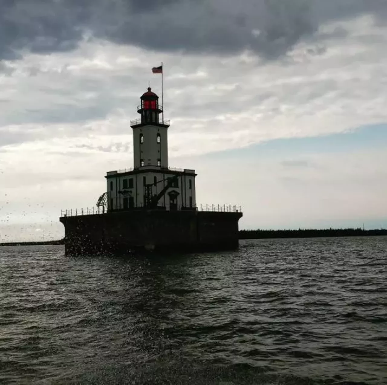 22 stunning Michigan lighthouses you need to see before you die ...