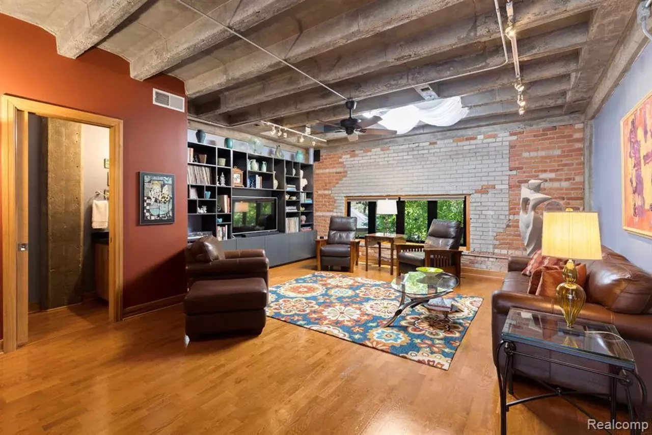 This Detroit loft comes with the perfect party terrace [PHOTOS ...